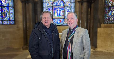 Tv Review Easter Sunday Service Urbi Et Orbi And Gareth Malones
