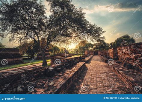 Wat Phra Ram Landmark Famous Temple In Ayutthaya While Sunset