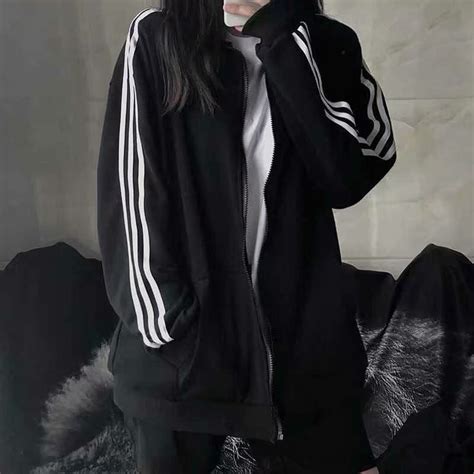 Xs One Women เสื้อคลุมแขนยาว สไตล์เกาหลี กันแดด กันลม มีฮู้ดแต่งแถบด้านข้าง 2 สี ดำ ขาว Xs One