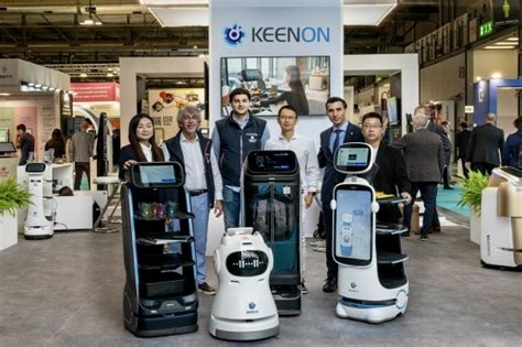Keenon Unveils New Robots In Europe Rockingrobots