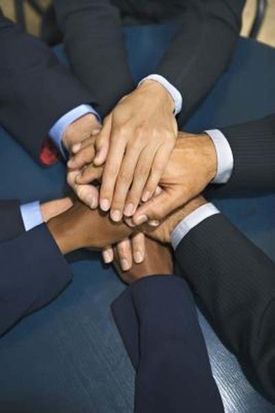 The Definition Of Interdependence In A Workplace Woman