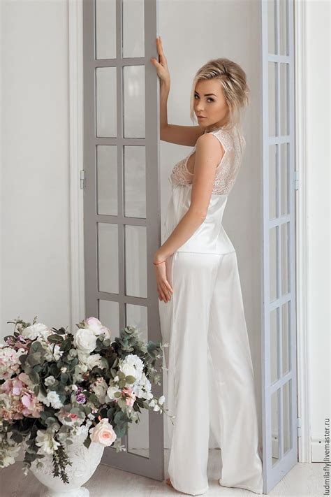 Пижама с брюками Летний сон белая с кружевом шантильи в интернет магазине на Ярмарке