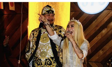 Ганган чамин Үзмэрч Нямаагийн тансаг төрсөн өдөр ТАС МН