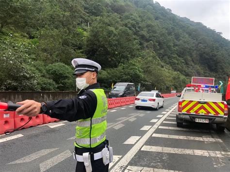 道路爆破抢修 10月13日雅西高速荥经彝海路段管制澎湃号·政务澎湃新闻 The Paper