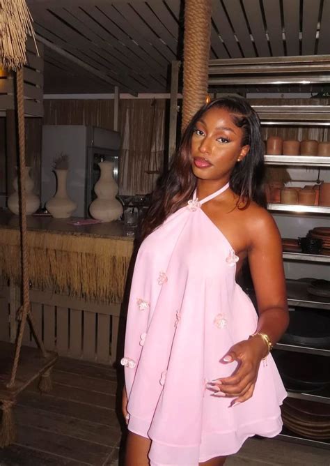 Robe De Soirée Courte Noire Irrégulière Tenue Danniversaire Robe De En 2025 Robe Cocktail