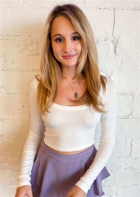 Rayon Spandex Hand Wash Cold Line Dry Pull Over Moddel In White