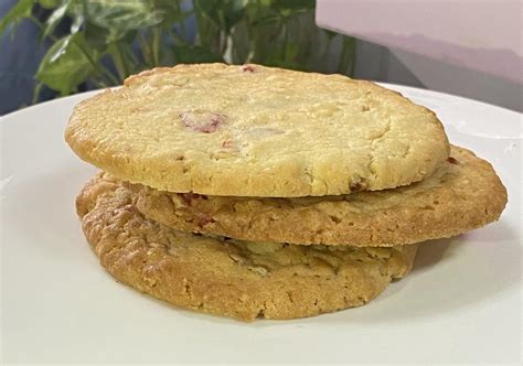 Заказать купить большие овсяные кукисы с вишней недорого в СПБ с доставкой