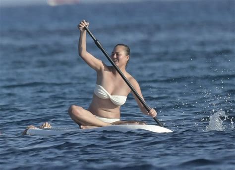 Chrissy Teigen Sexy Porn Pictures Xxx Photos Sex Images 3642388 Pictoa