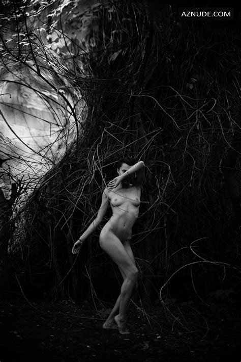 Oksana Chucha Shows Her Beautiful Naked Body In A New Photoshoot By Satin Popalam AZNude