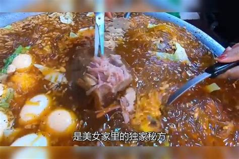 美女不顾家人劝阻放弃年薪18万去摆摊顾客排队买月收入5万 年薪 顾客 家人