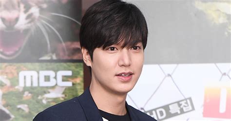 [포토엔]이민호 두 손 모은 공손한 포즈 Dmz 더 와일드