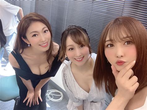 Otsuko Hibiki With JAV MILFs Reiko Kobayakawa And Yuu Kawakami Scrolller