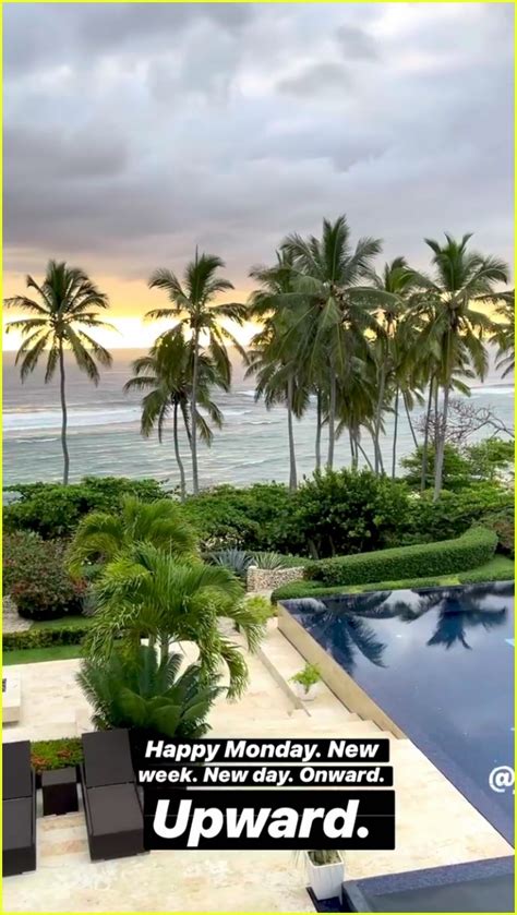 Alex Rodriguez Flies To Dominican Republic To Be With Jennifer Lopez