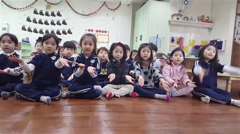 아름다운 성아 유치원 발표회 합창곡 다함께 라라라 Youtube