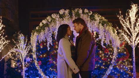 Watch Sappy Holiday Uptv Movie