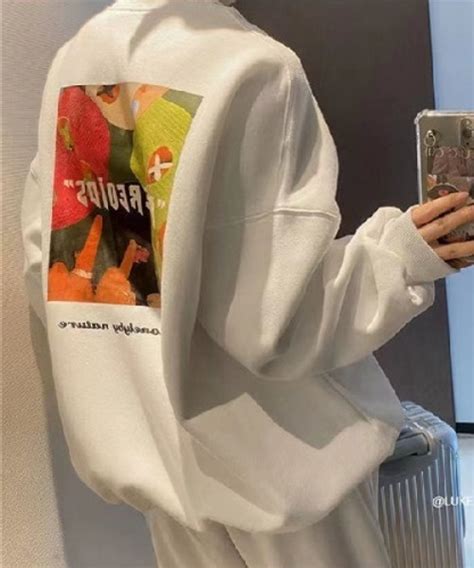 루즈핏프린팅맨투맨