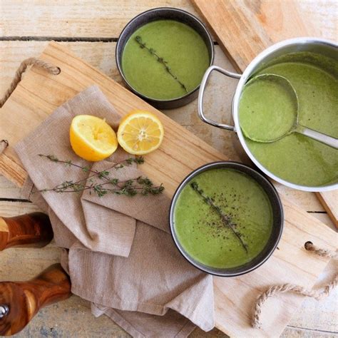 Groen Van Prei Over Maak Dit Soep Van Het Groen Van De Prei Vers