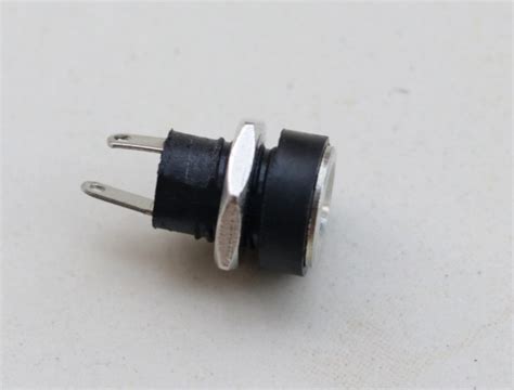 DIY Mini UPS For WiFi Router Modem Trybotics