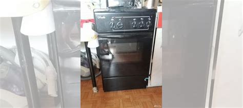 Плита электрическая бу с духовкой купить в Москве с доставкой Товары для дома и дачи Авито