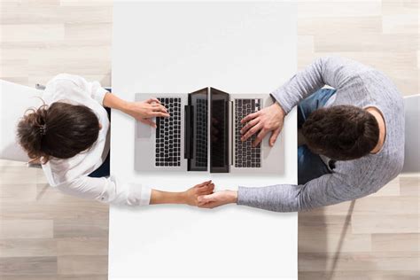 Dell XPS 15 Vs MacBook Pro The Ultimate Face Off Itechguides Com