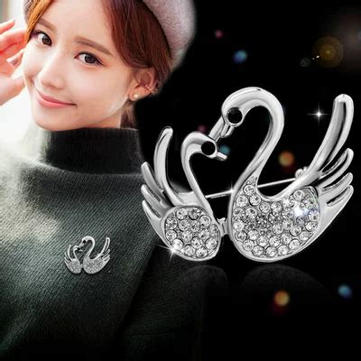 Sex Thi N Nga Tr M C I Tr M C I Ph N Rhinestone Pin Kh A Cardigan Th I Trang H N Qu C V I O