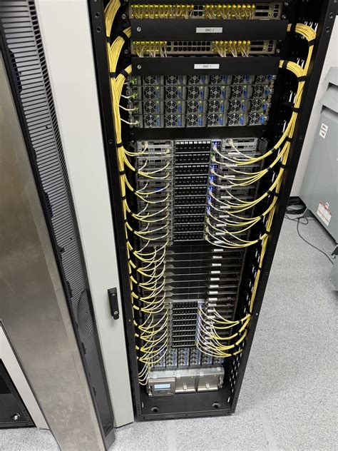 Lambda Installs Gb200 Nvl72 Rack At Hydrogen Powered Data Center