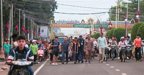 យុវជន រម៉ាស់ គ្វេន ធ្វើដំណើរថ្មើរជើងចេញពីរាជធានីភ្នំពេញ មកដល់ខេត្តរតនគិរី