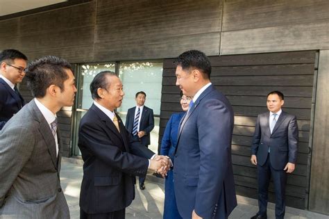 Ерөнхий сайд У Хүрэлсүх Японы парламентын залуу гишүүдтэй уулзав