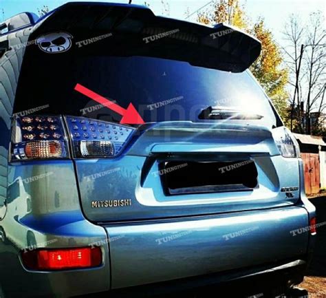 Купить Спойлер под стекло (накладка) Mitsubishi Outlander XL 2005-2012 ...