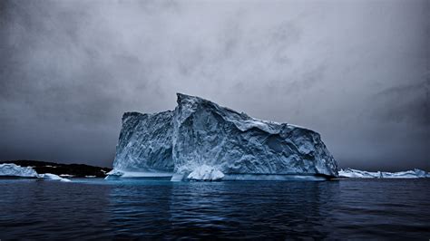 140 Iceberg Wallpapers