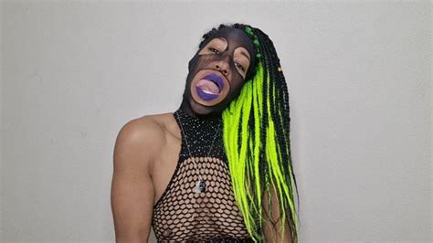 Amazing Mouth Fetish Joi Golden Lace Clips4sale