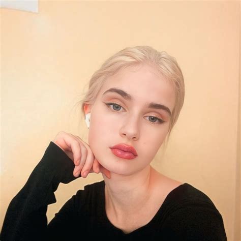 Lissaperris Free Live Webcam Show And Xxx Chat Xhamsterlive