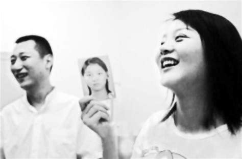 “西安人造美女”昨首次亮相新闻中心新浪网