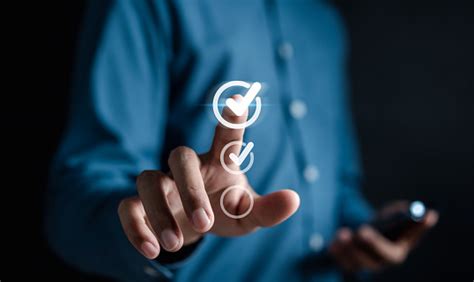 디지털 보증 체크 마크 비즈니스 점검 품질 보증 Qa 또는 Qc 관리 인증 표준화 인증 규정 서비스 및 표준 준수 개선에 대한