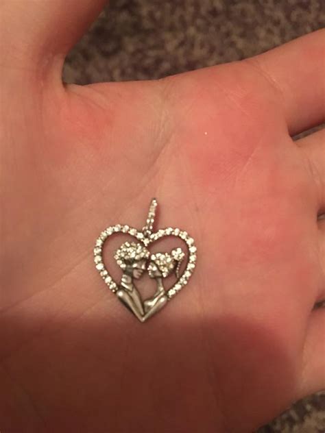 Кулончик — ціна 155 грн у каталозі Кулони Купити аксесуари за доступною ціною на Шафі Україна