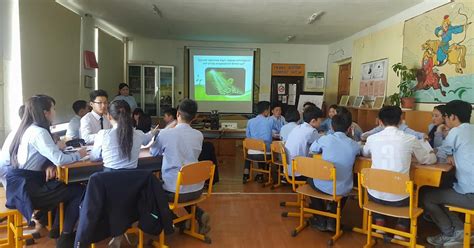 Х анги удирдсан багш нар хамтран хичээлээс гадуурх үйл ажиллагаа хичээлийн хүрээнд Эх дэлхийгээ