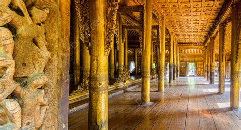 Schwenandaw Buddhist Teakwood Monasterymandalaymyanmar Column Southeast