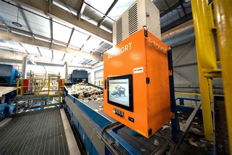 TOMRA Highlights Full Wood Sorting Solution At LIGNA RecyclingInside