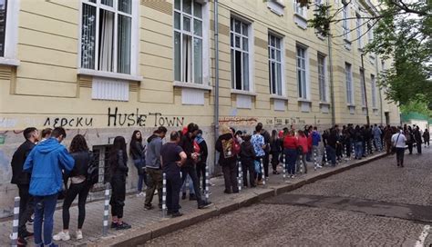 Вижте какви задачи са решавали зрелостниците на матурите по профилиращ предмет