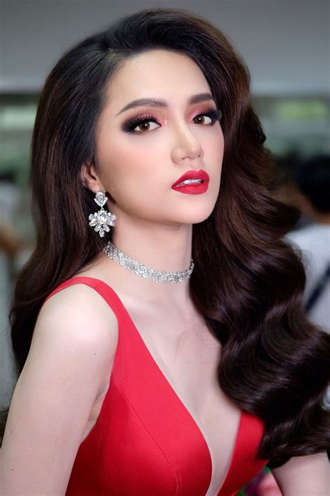 Hành Trình Thay đổi Nhan Sắc Của Hương Giang Idol Từ Cậu Nhóc Tóc Ngắn