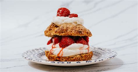 This Strawberry Shortcake Is Extra Fancy But No Extra Work Taste