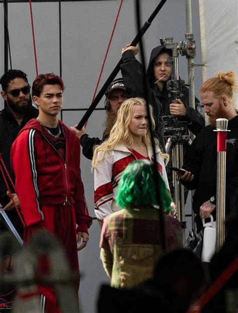 📲 Freya Skye Com Parceiros De Cena Malachi Barton E Emily Costtrici