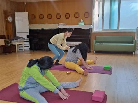 꾸준히 건강하게 요가 프로그램 실시 갤러리 가톨릭푸름터