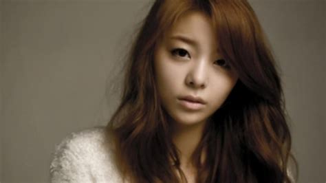 Foto Foto Bugil Beredar Ini Reaksi Artis Cantik Korea