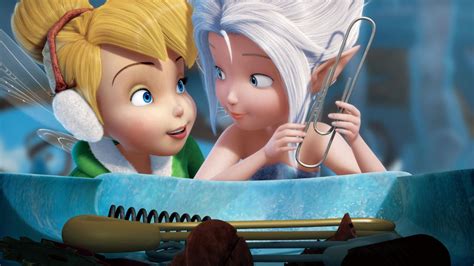 TinkerBell PeriWinkle Tinkerbell The Mysterious Winter Woods