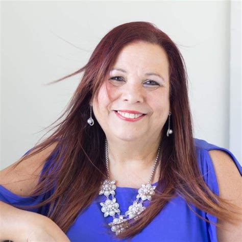 Carrie Abrahamsons Instagram Twitter And Facebook On Idcrawl