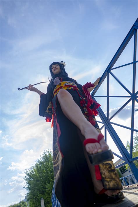 [photographer] Yotsuyu From Final Fantasy Xiv Step On Me Please R