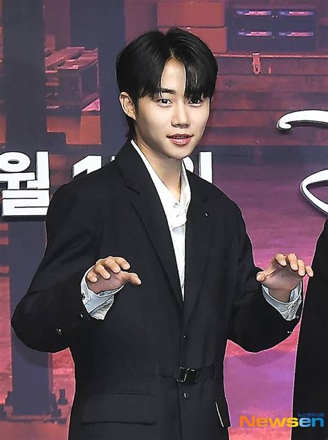 박지빈 24년 경력이 말해주는 포즈 [포토엔hd]