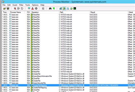 Python How To Add Hoverdata On Different Traces Of Same Graph
