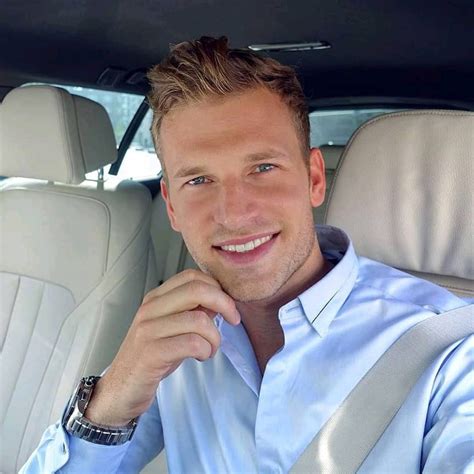 Создать мем пилот патрик селфи патрик биденкапп пилот Мужчина Картинки Meme